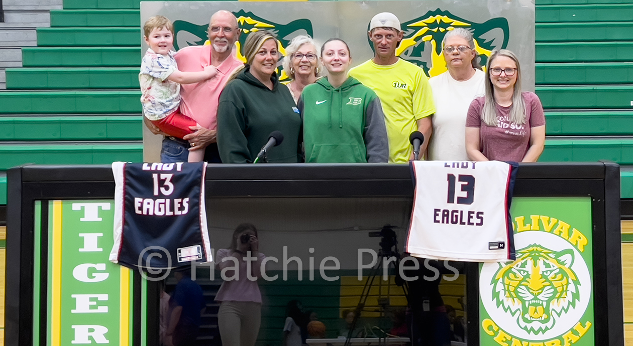 Bolivar's Chloe Griffin Signs and Becomes a Dyersburg Lady Eagle ...