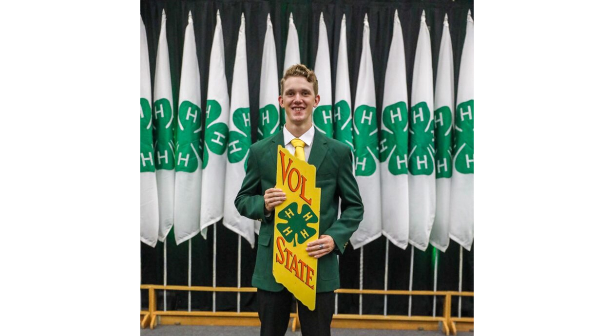 Steven Gibson receives Vol State Award at Tennessee 4-H Roundup ...