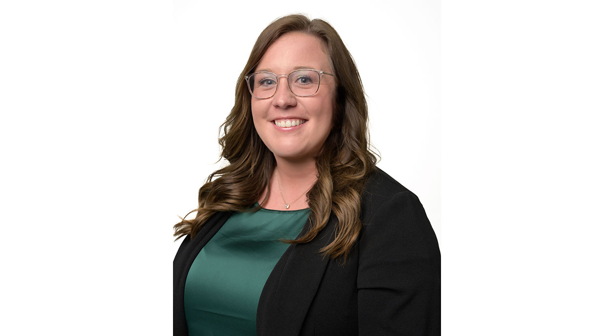 Middleton's Karlie Mills Named Selmer Home Banking Company Market ...
